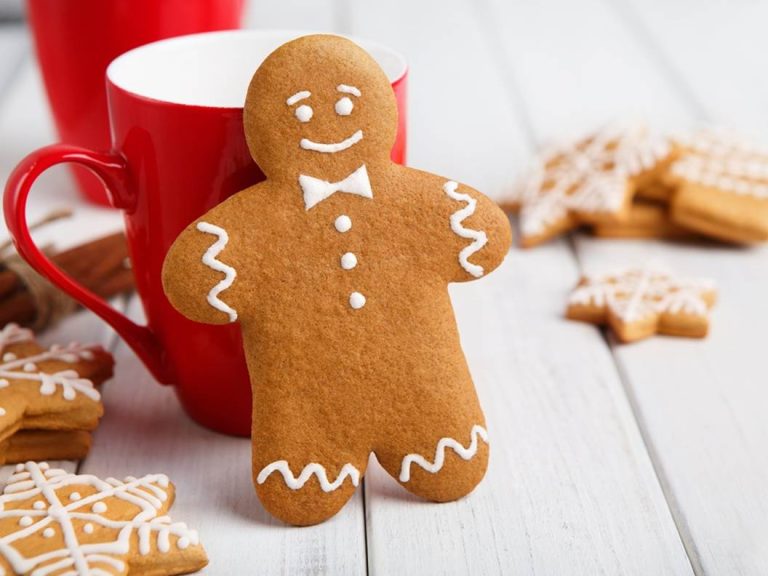 Canadian Traditional Christmas Foods and Drinks - AllOntario