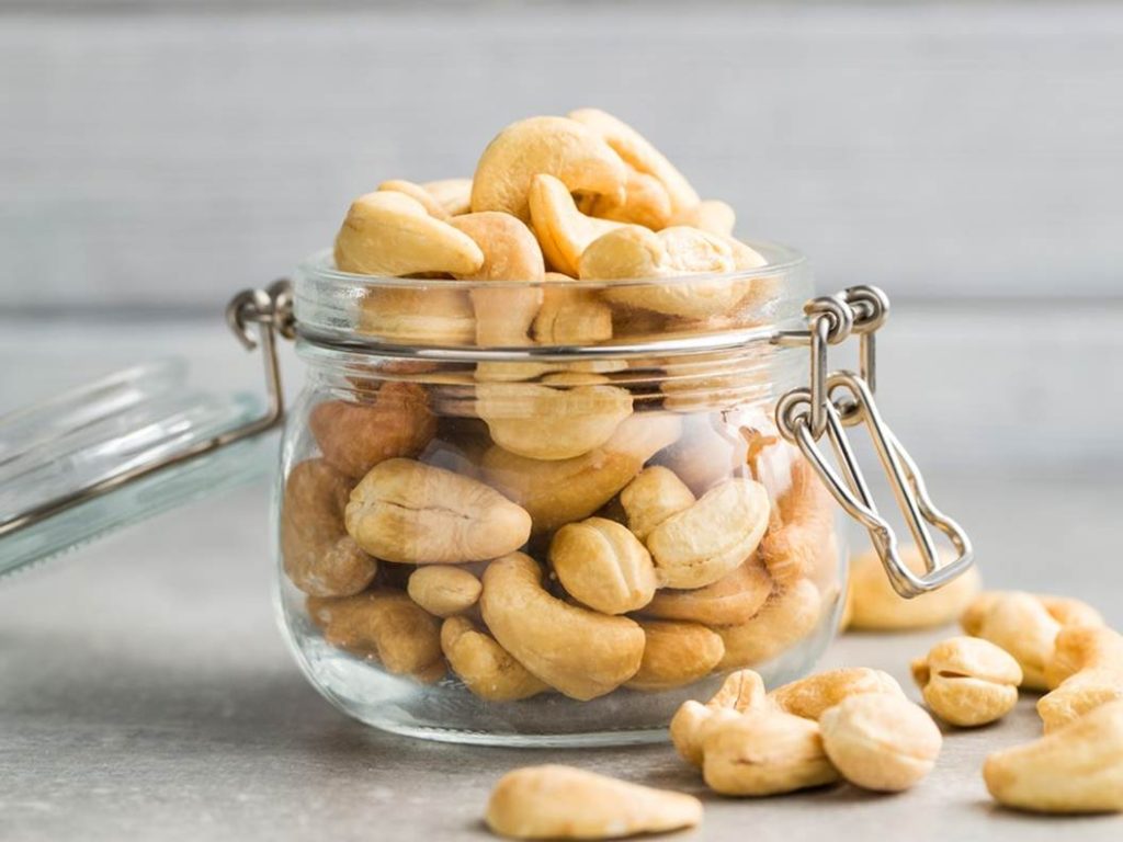 7 Secret health benefits of cashews - AllOntario