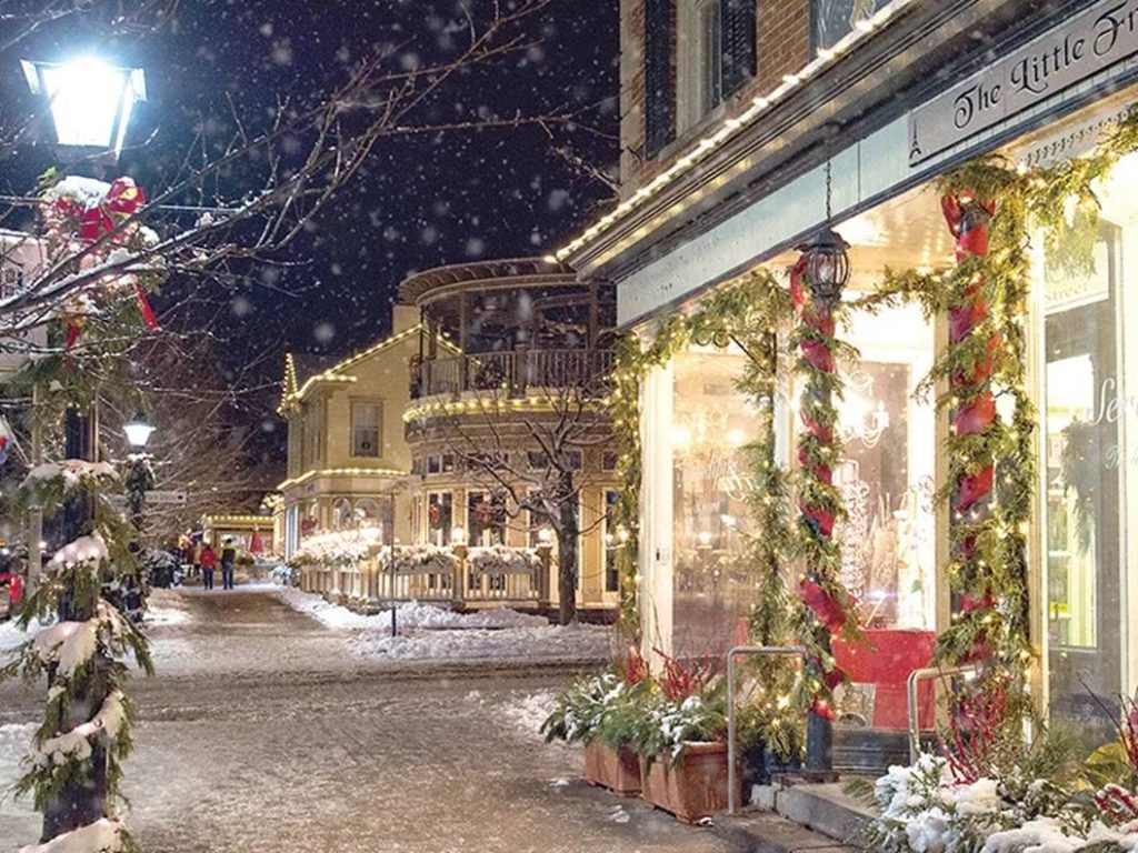 20 Ontario towns with magical Christmas street decorations - AllOntario